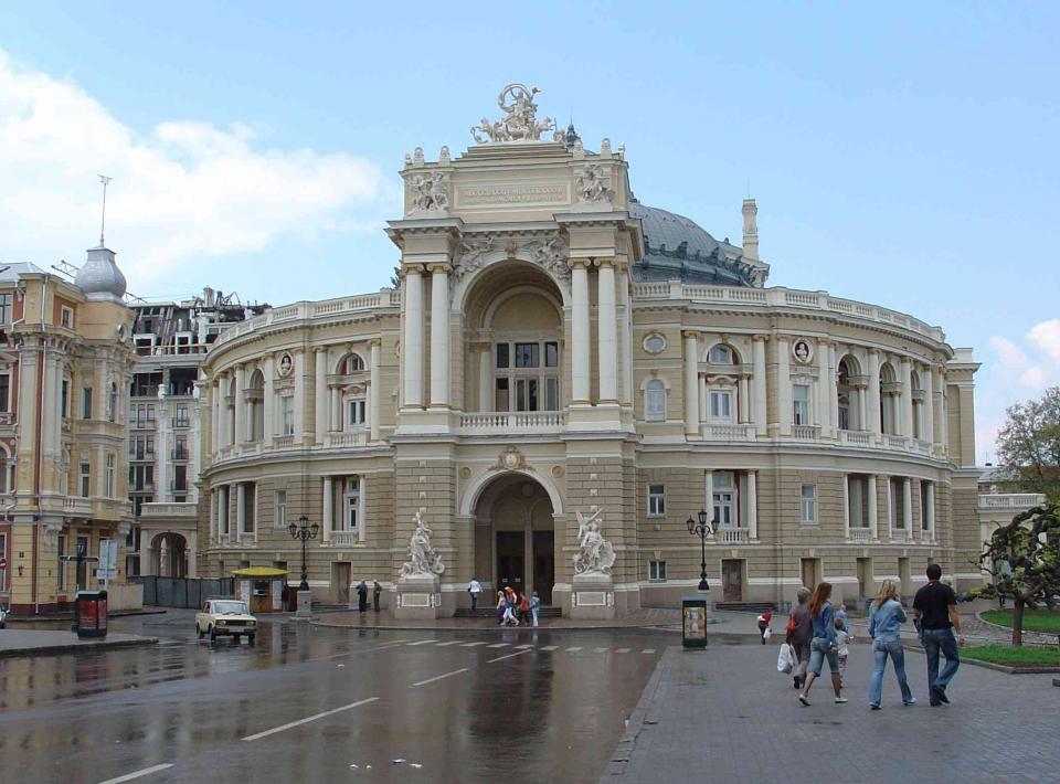 Walking sightseeing tour in Odessa